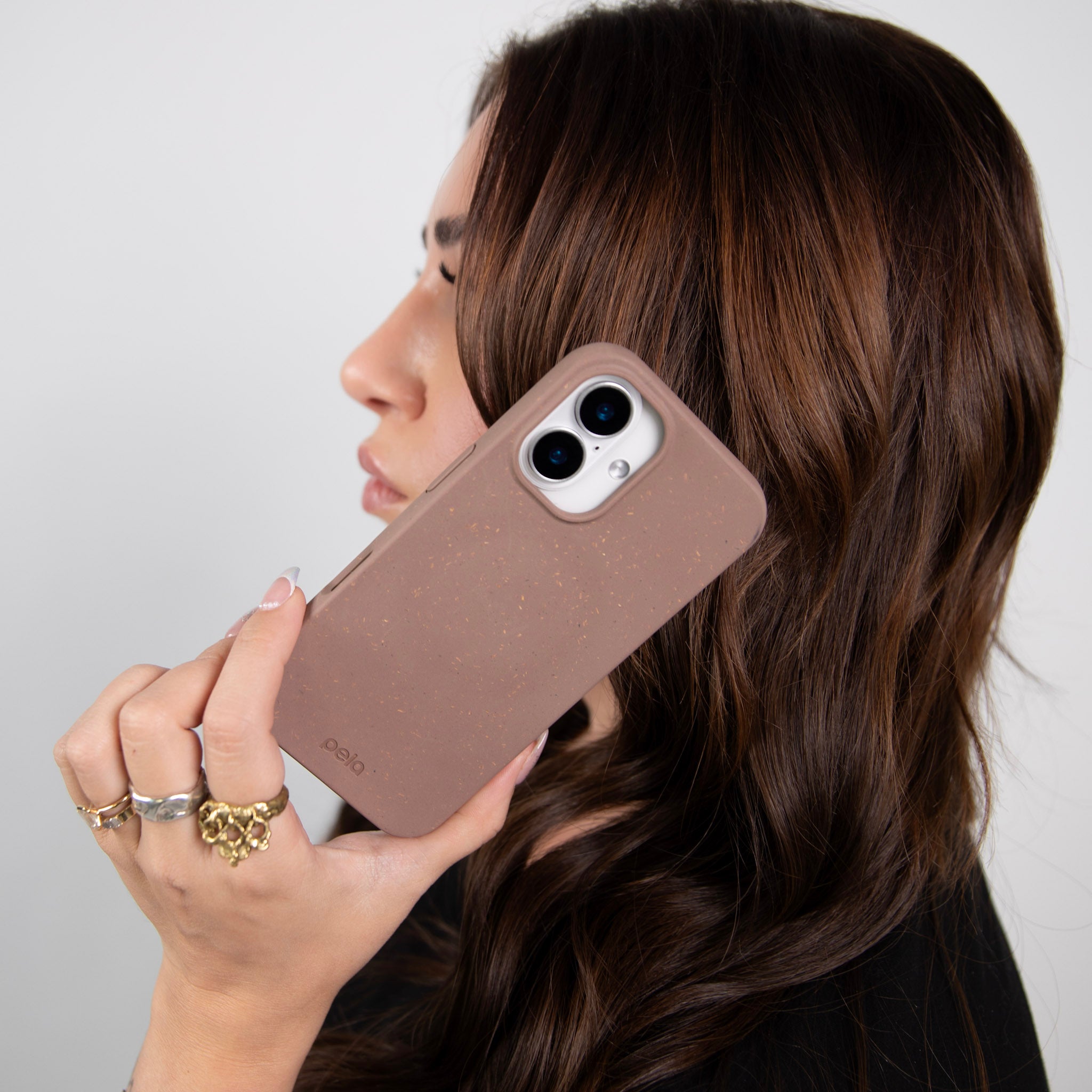 Chocolate Brown iPhone 16 Case – Pela Case