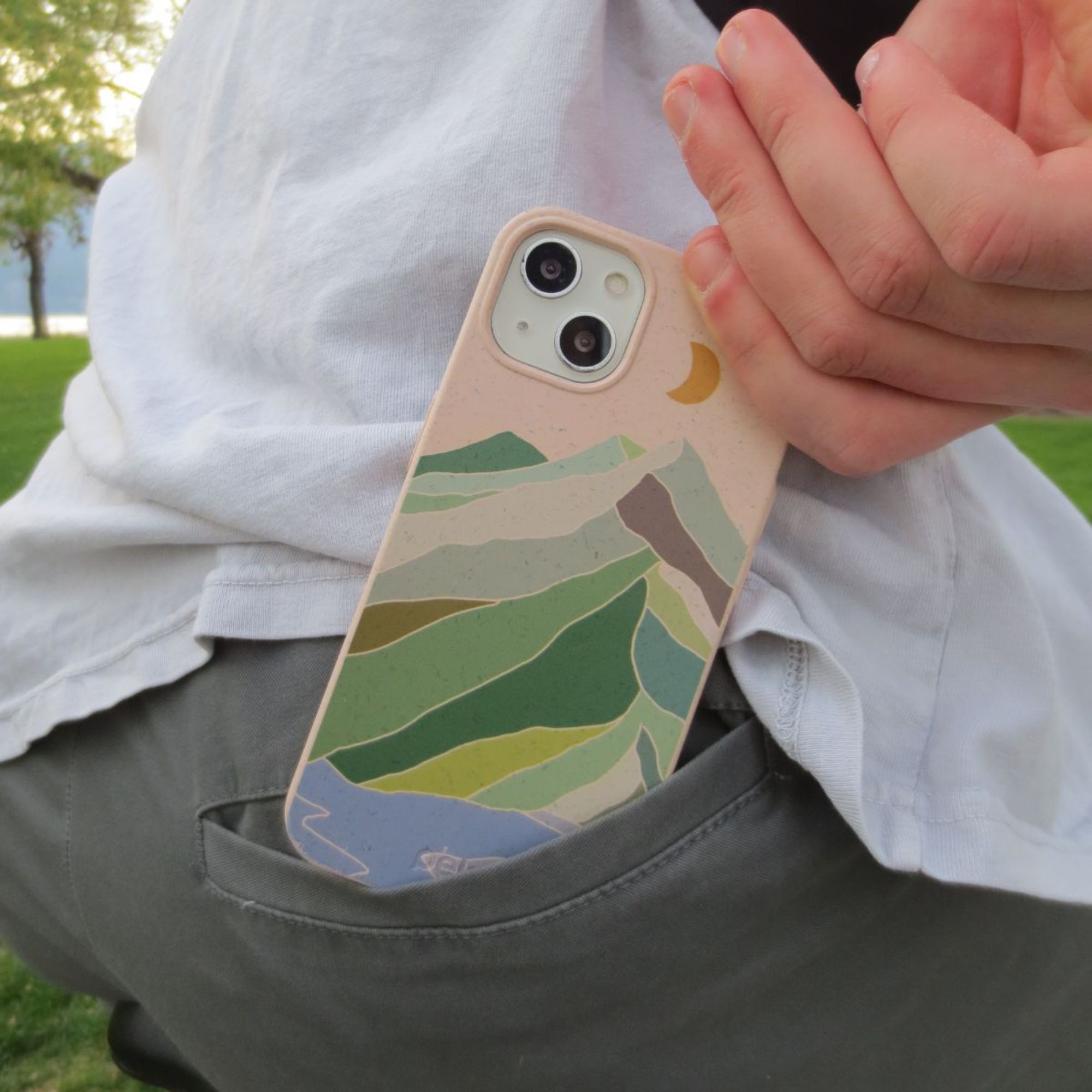 Seashell Mountain Sketch iPhone 14 Pro Case – Pela Case